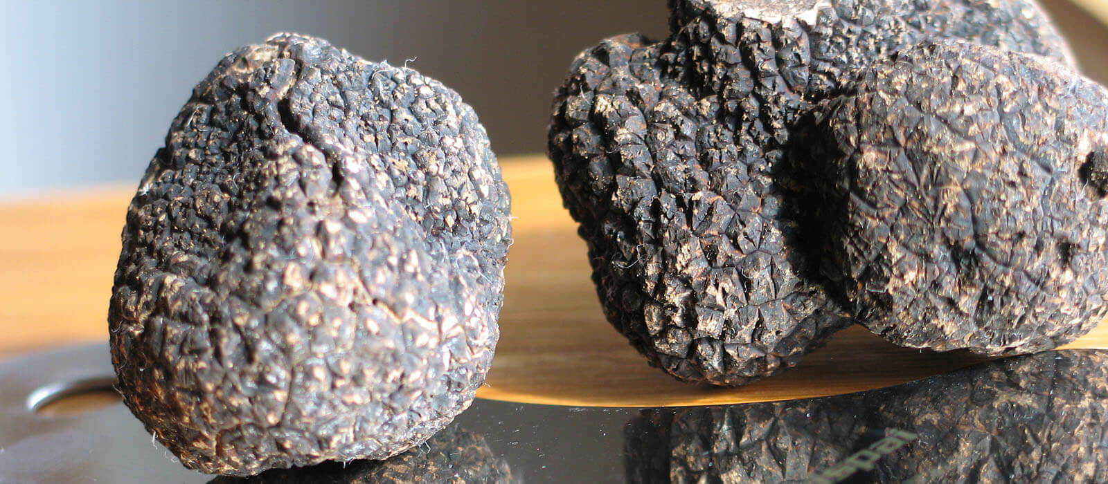 Fine Black Truffle - Urbani Truffles - Best Italian Truffles